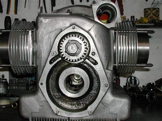 Forum Panhard :: Voir le sujet - Panhard 24 , 4 cylindres, et ...