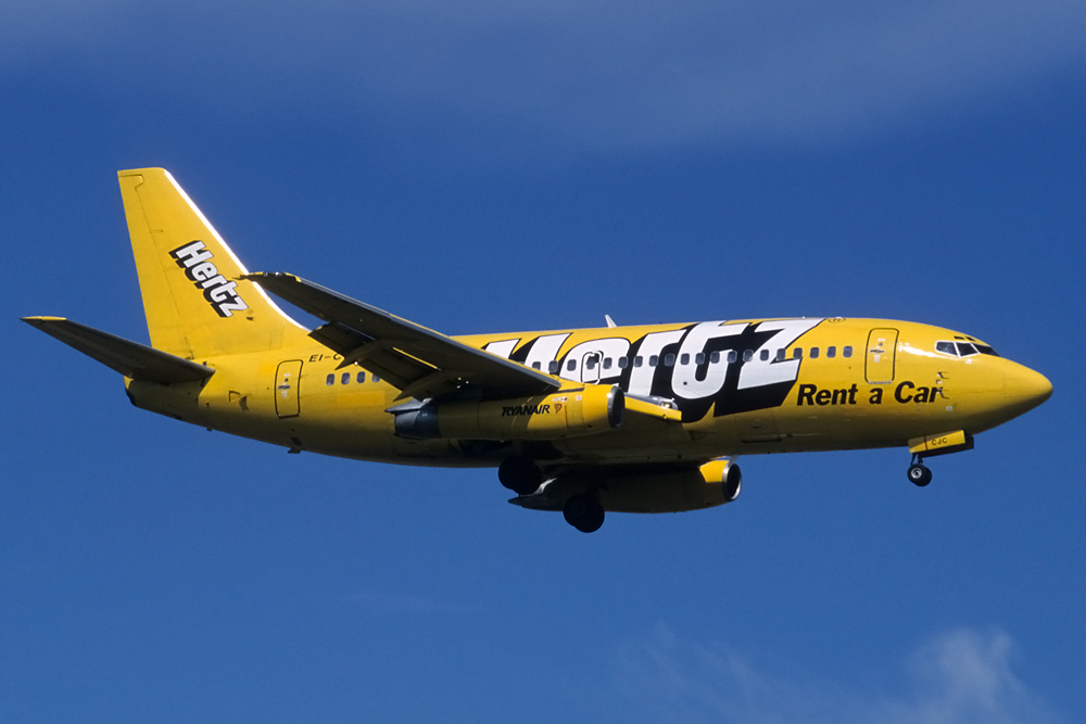 a few Boeing 737 Classic oldies