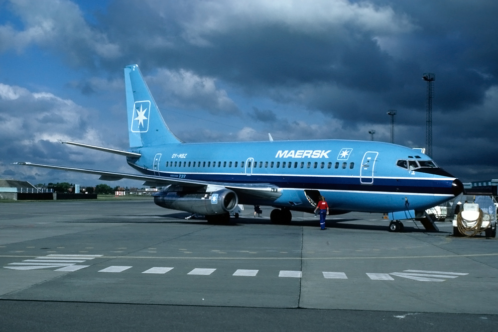 a few Boeing 737 Classic oldies