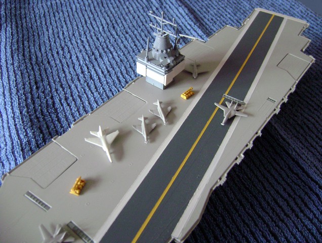 Revell 1/720 USS Enterprise (05046) - - The Airfix Tribute Forum